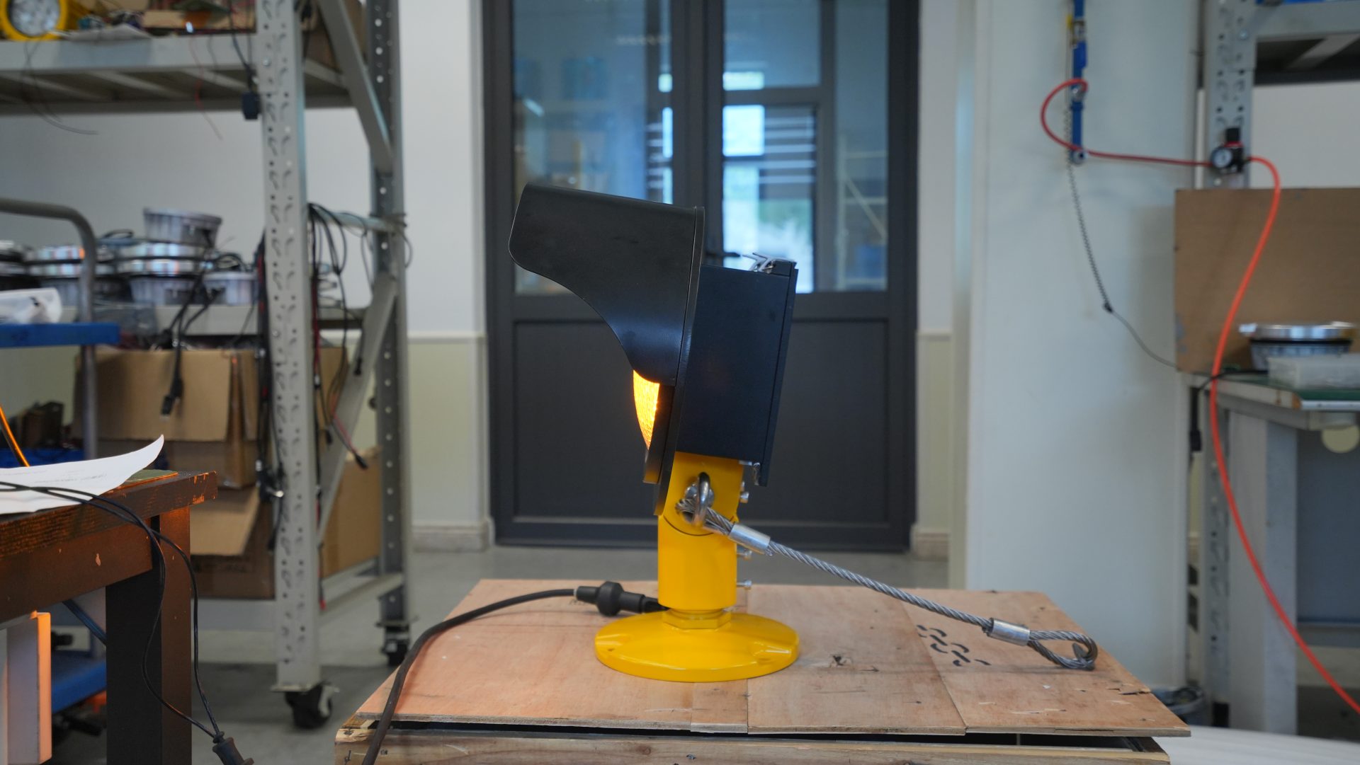 LED Elevated Runway Guard Lights EUL-RG-LED | AES Airport Solutions